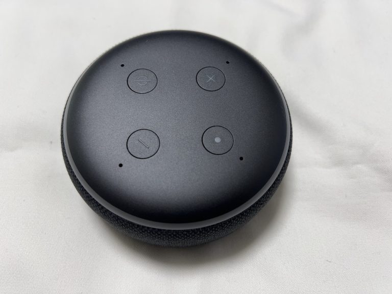 リビングにEcho DotとSwitchBotミニハブを置いたら地味に便利になった | IT EVANGELIST.NET