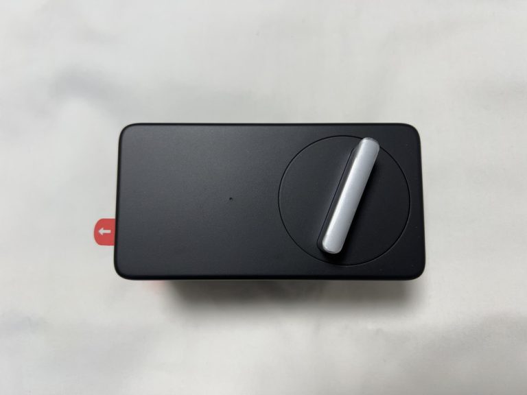 スマートロックのSwitchBot ロックを購入して玄関に二つ設置したらかなり便利だった | IT EVANGELIST.NET